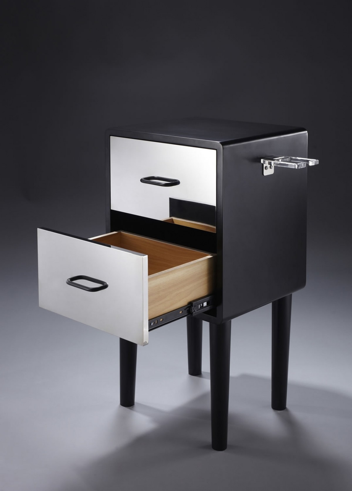 "FELIX" Side Station in Black & White